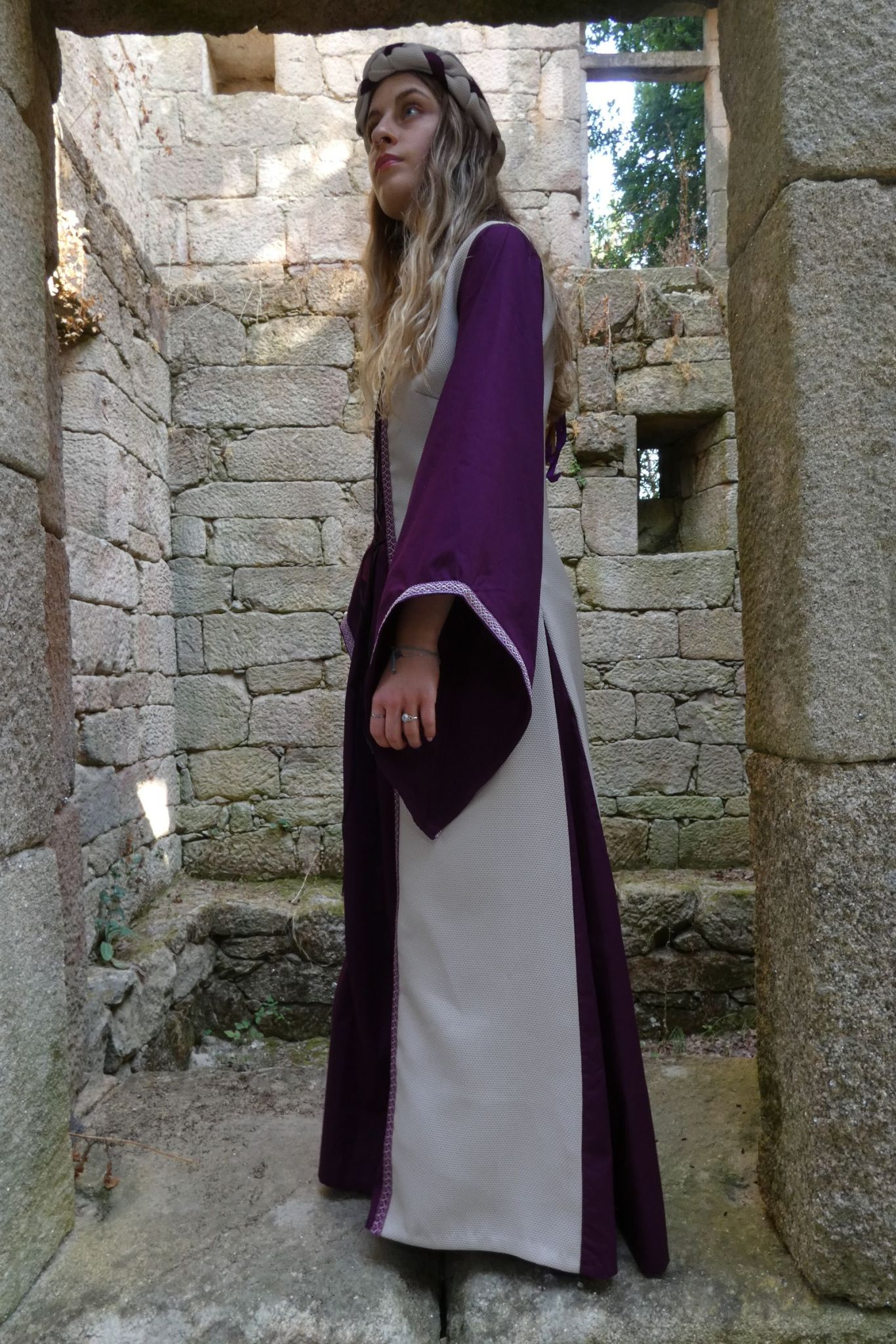 Vestuario de mujer disponible | Ropa Medieval